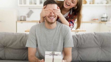 Buy Gifts Now, Pay Later With Stores That Offer Payment Plans